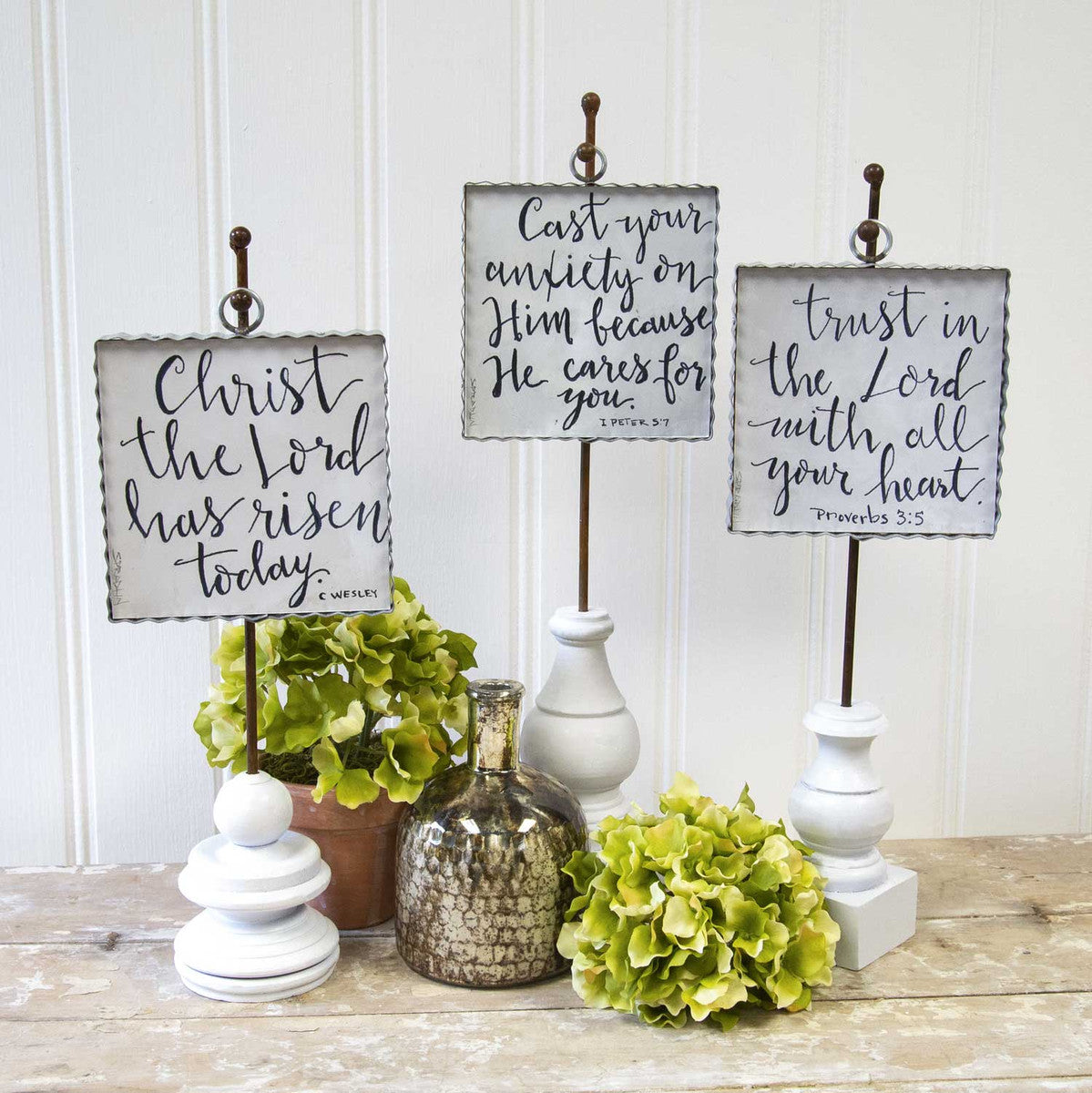 RTC Small White Display Poles – Graeleyandco